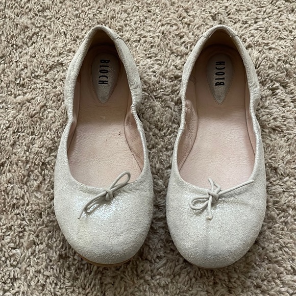 Bloch | Shoes | Bloch Girls Ballet Flats | Poshmark
